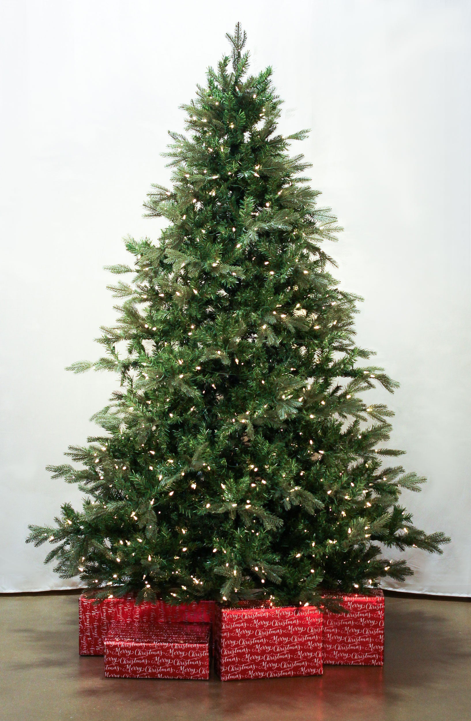 10 Greaeagle Artificial Christmas Tree With Color Changing LED Lights Callaways Yard and Garden